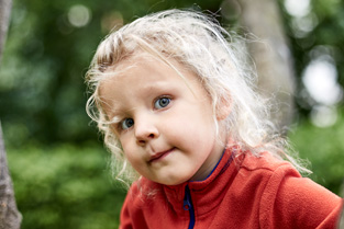 Veilig en veerkrachtig opgroeien | Augeo Foundation