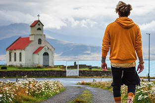 Veilig en veerkrachtig opgroeien | Augeo Foundation