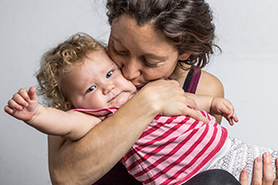 Geef kindermishandeling geen toekomst | Augeo Foundation